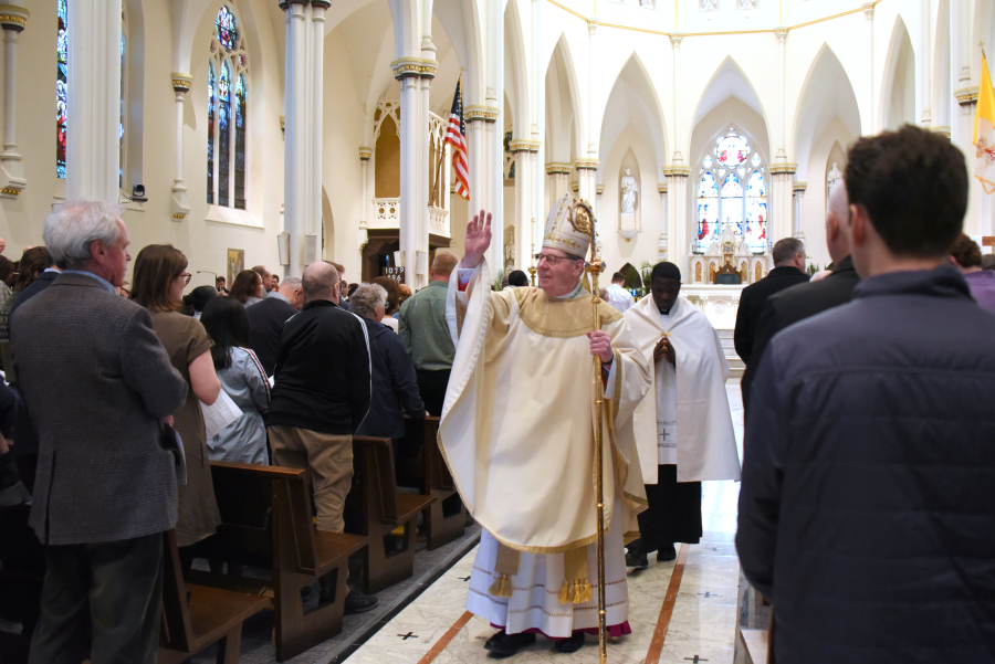 Bishop Deeley celebrates the Mass of the Resurrection of the Lord on ...