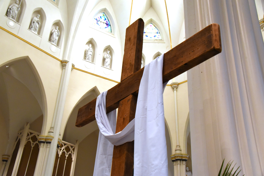 Bishop Deeley celebrates the Mass of the Resurrection of the Lord on ...
